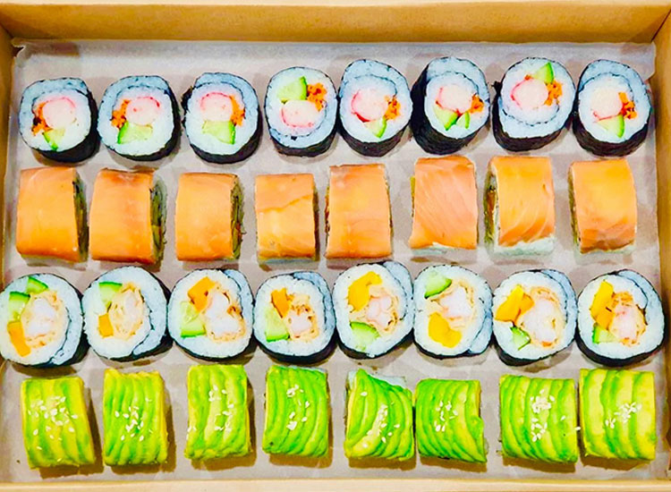 Assorted Sushi box – Royal Platter
