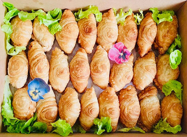 Classic Curry puff – Royal Platter
